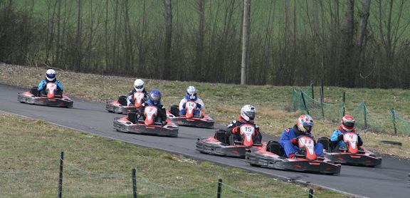 Résumé de Clotkart Manche 1 par C. Driscoll – Karting loisir 2 temps